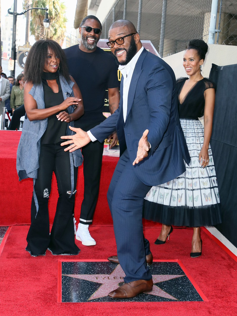 Tyler Perry Height? How Tall is Tyler Perry in Feet?